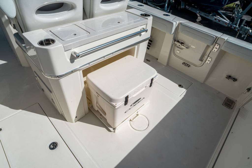 New 2025 Cobia 285 CC for sale in Fort Lauderdale (#J009) - Marine ...