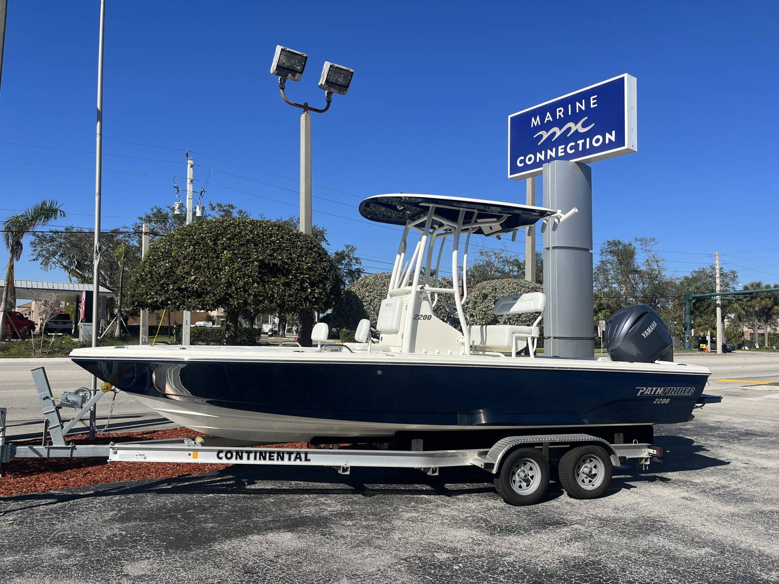 Used bay boats for sale store