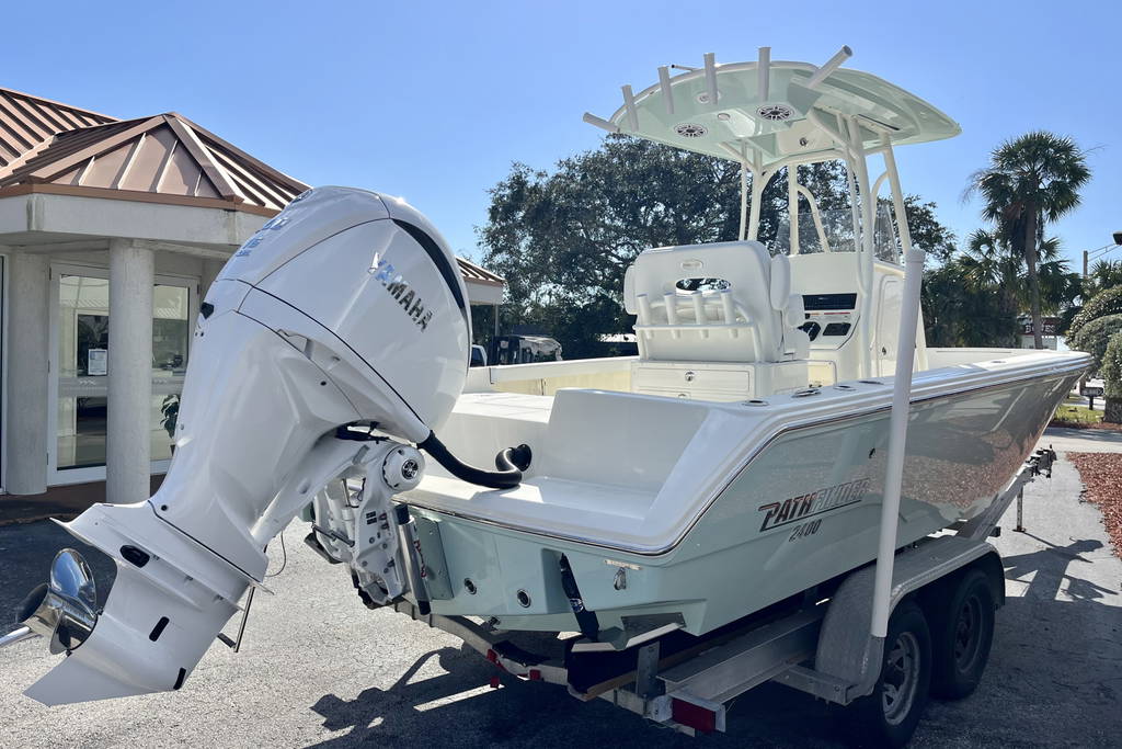 New 2025 Pathfinder 2400 TRS for sale in Vero Beach (#G031) - Marine ...