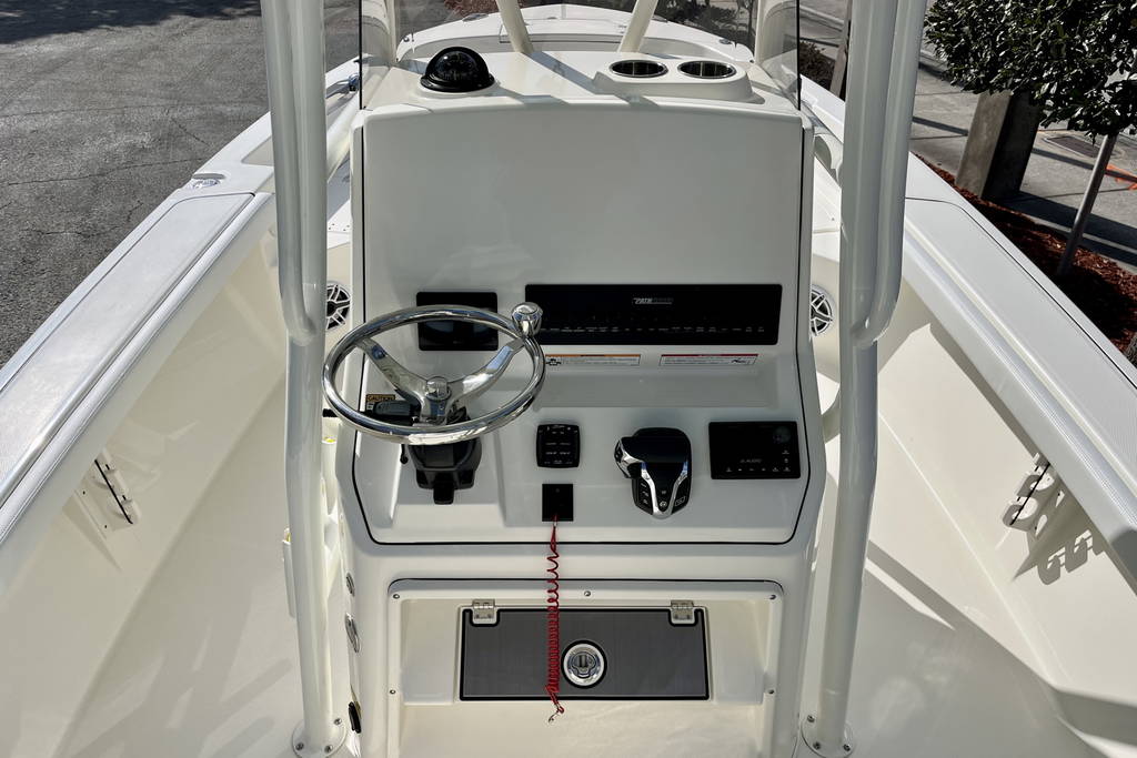 New 2025 Pathfinder 2400 TRS for sale in Vero Beach (#G031) - Marine ...