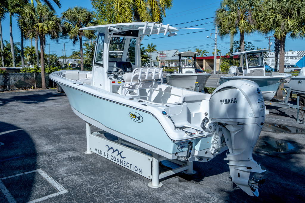 New 2025 Sea Hunt Ultra 235 SE for sale in West Palm Beach (#0046 ...