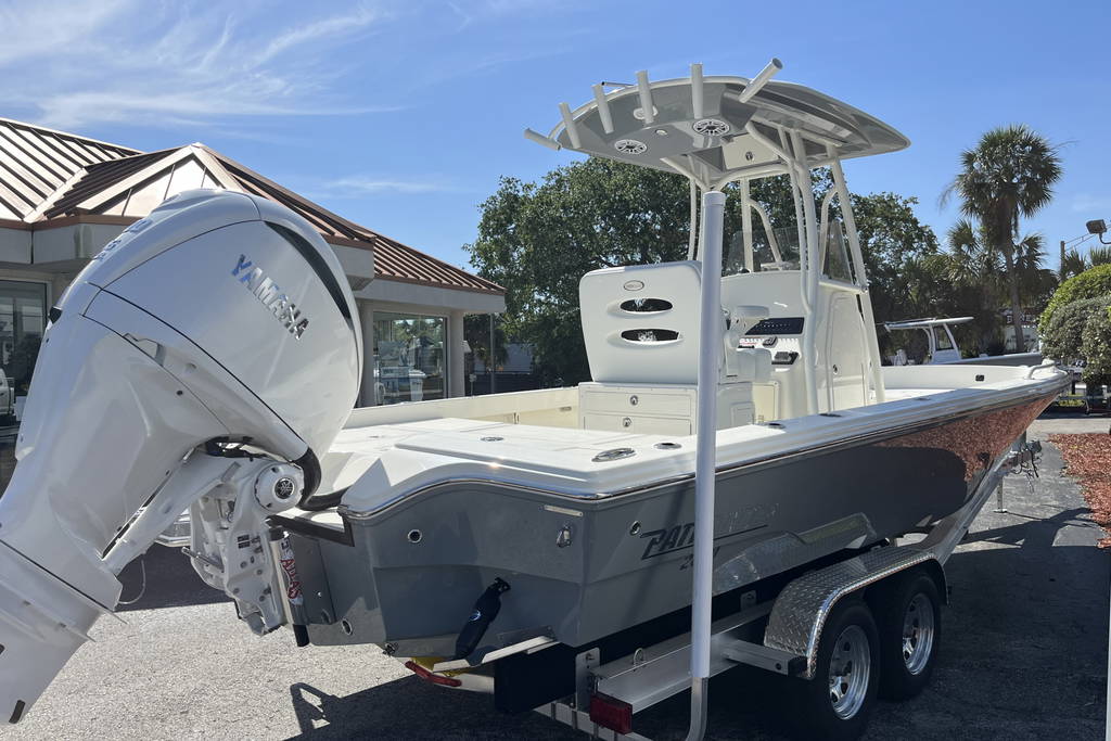 New 2025 Pathfinder 2600 TRS for sale in Stuart (#C040) - Marine Connection