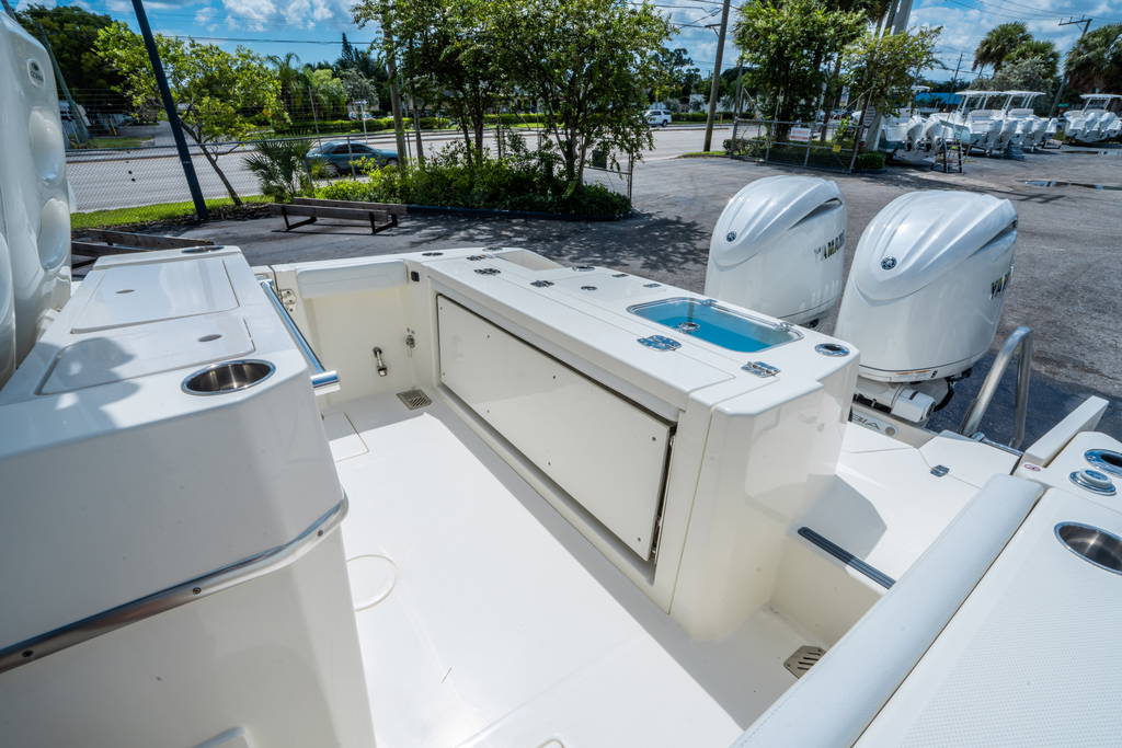 New 2025 Cobia 265 CC for sale in Fort Lauderdale (#G049) - Marine ...
