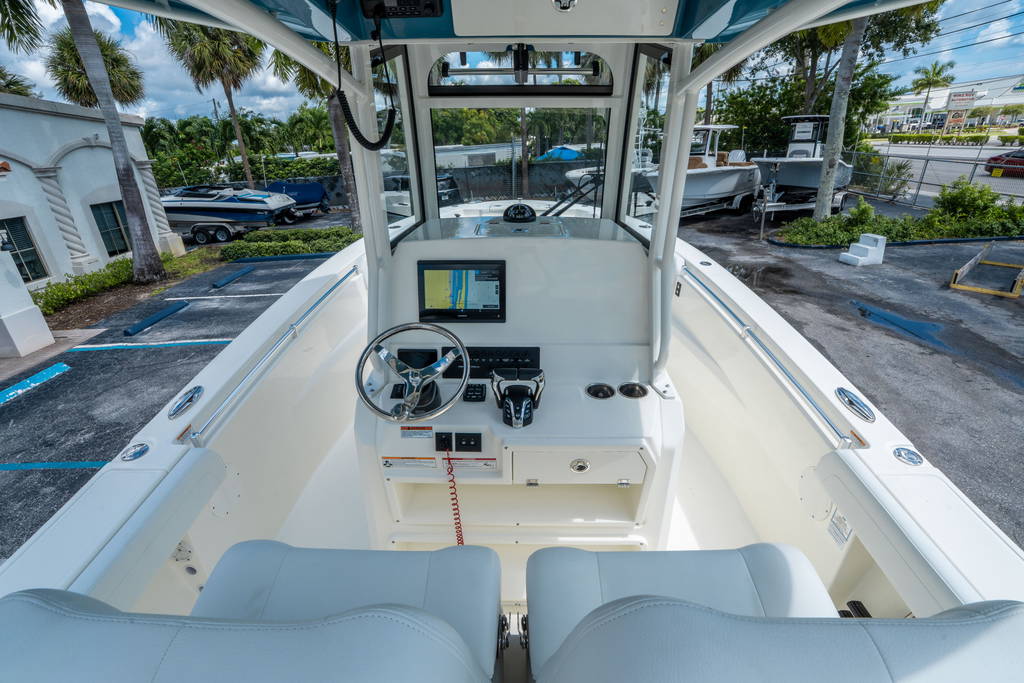 New 2025 Cobia 265 CC for sale in Fort Lauderdale (#G049) - Marine ...